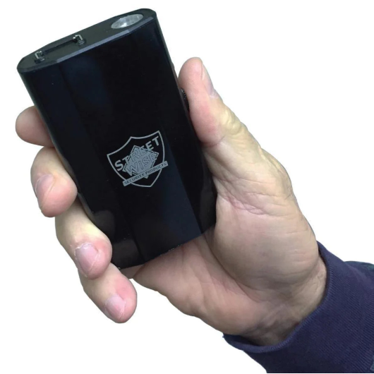 Stun Gun Power Bank - 3-in-1 Charger, Flashlight, and Self-Defense